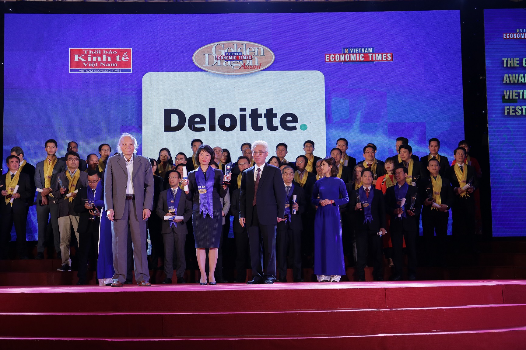 Deloitte Vietnam đạt “Top 10 doanh nghiệp Rồng Vàng tăng trưởng bền ...